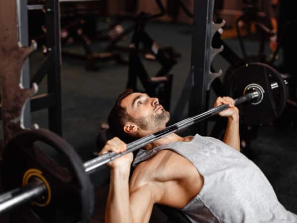 Construire du muscle, améliorer la santé : l'entraînement en ...